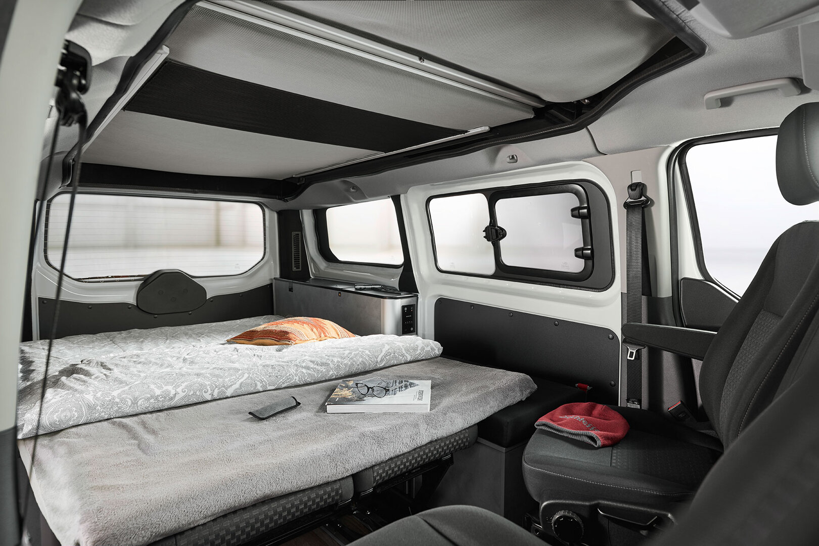 Dethleffs Globevan Camp Twonull